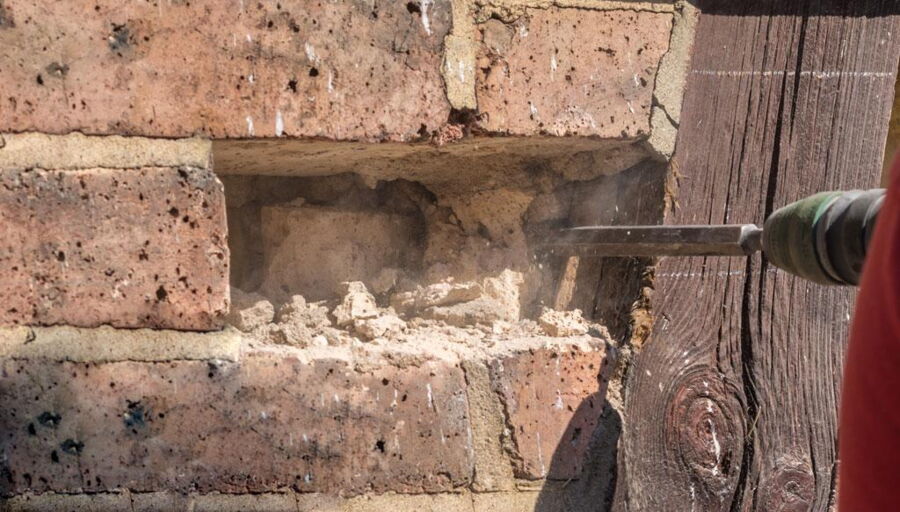 Security and storage solutions for industrial applications - Swissbit